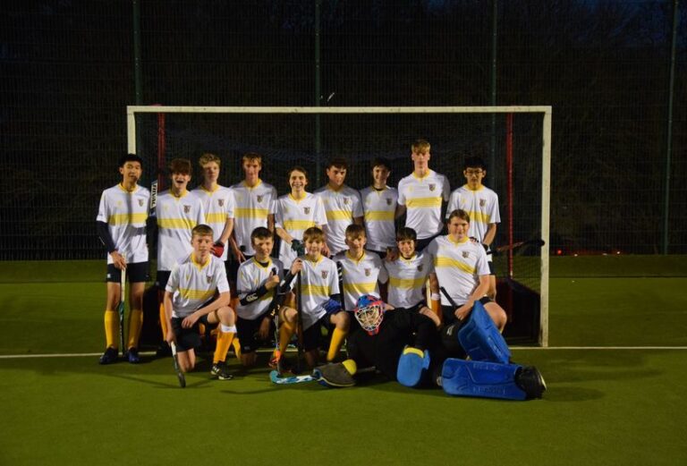 High School Hockey Team Headed For Finals After Winning Qualifying ...